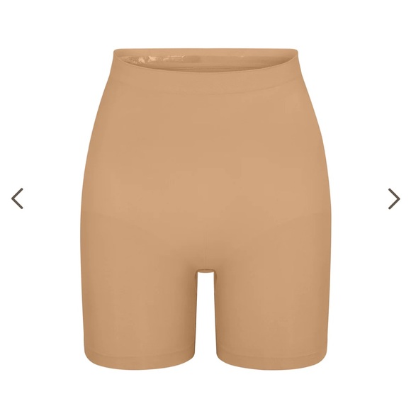 SKIMS | Intimates & Sleepwear | Skims Sculpting Short Mid Thigh With ...
